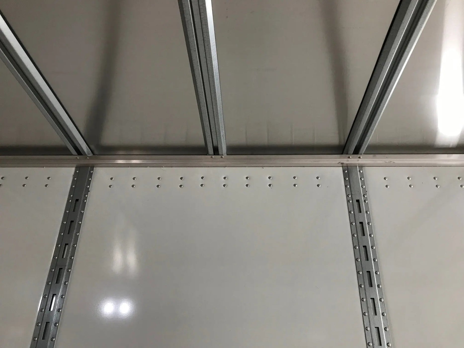 2024 Vanguard VXP Dry Van with Pintle Hook - For Heavy Trucks - Buy